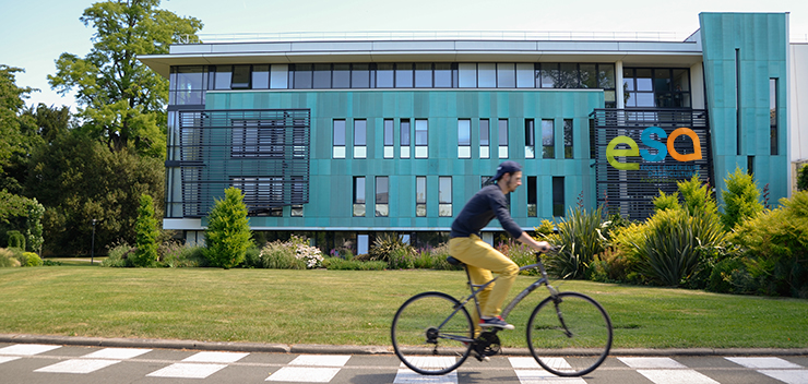 Accommodation ESA students live off-campus. Angers hosts 42,000 ...